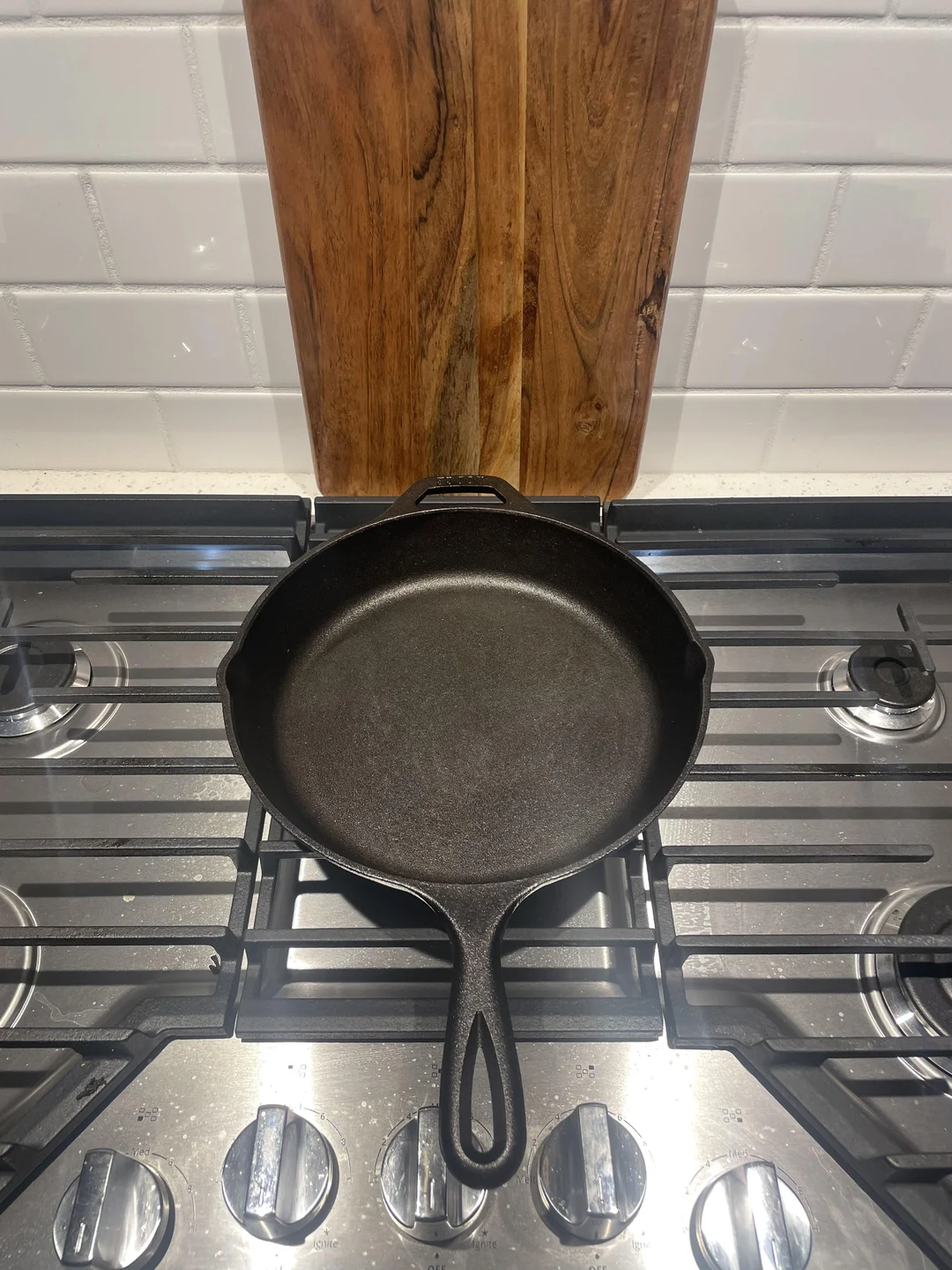 Nothing better looking than a bacon grease seasoned skillet | Scrolller