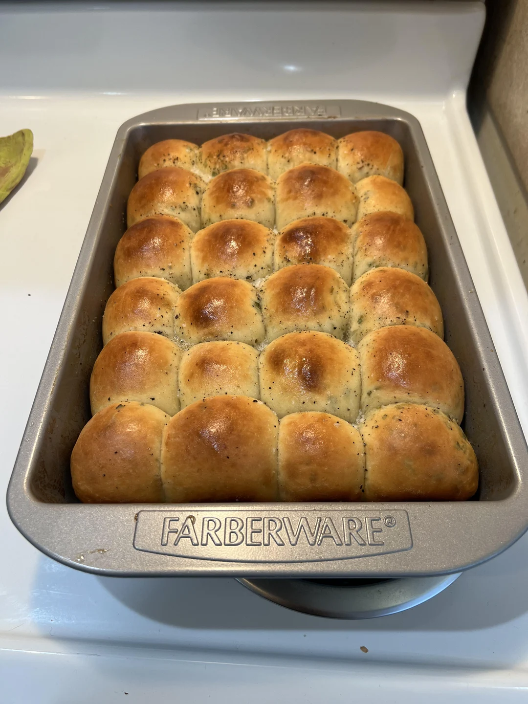Had to try my hand at the sour cream and chive dinner rolls | Scrolller