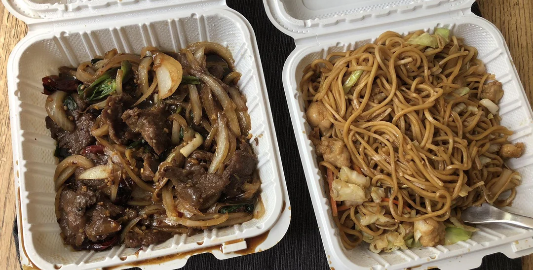 Mongolian beef & chicken chow mein | Scrolller