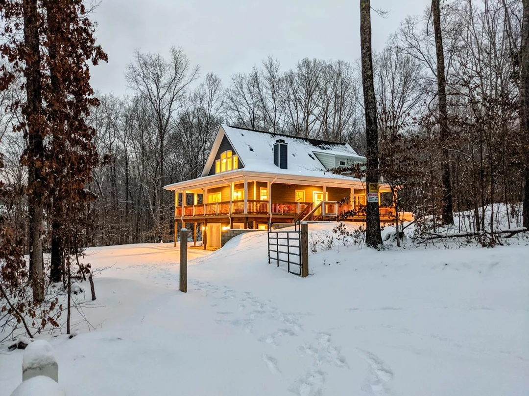 Our Cozy Nook in the Woods of Tennessee | Scrolller