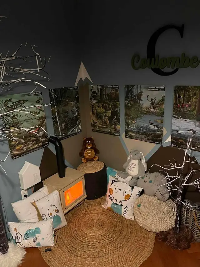 Reading corner we built for my nephew in his room | Scrolller