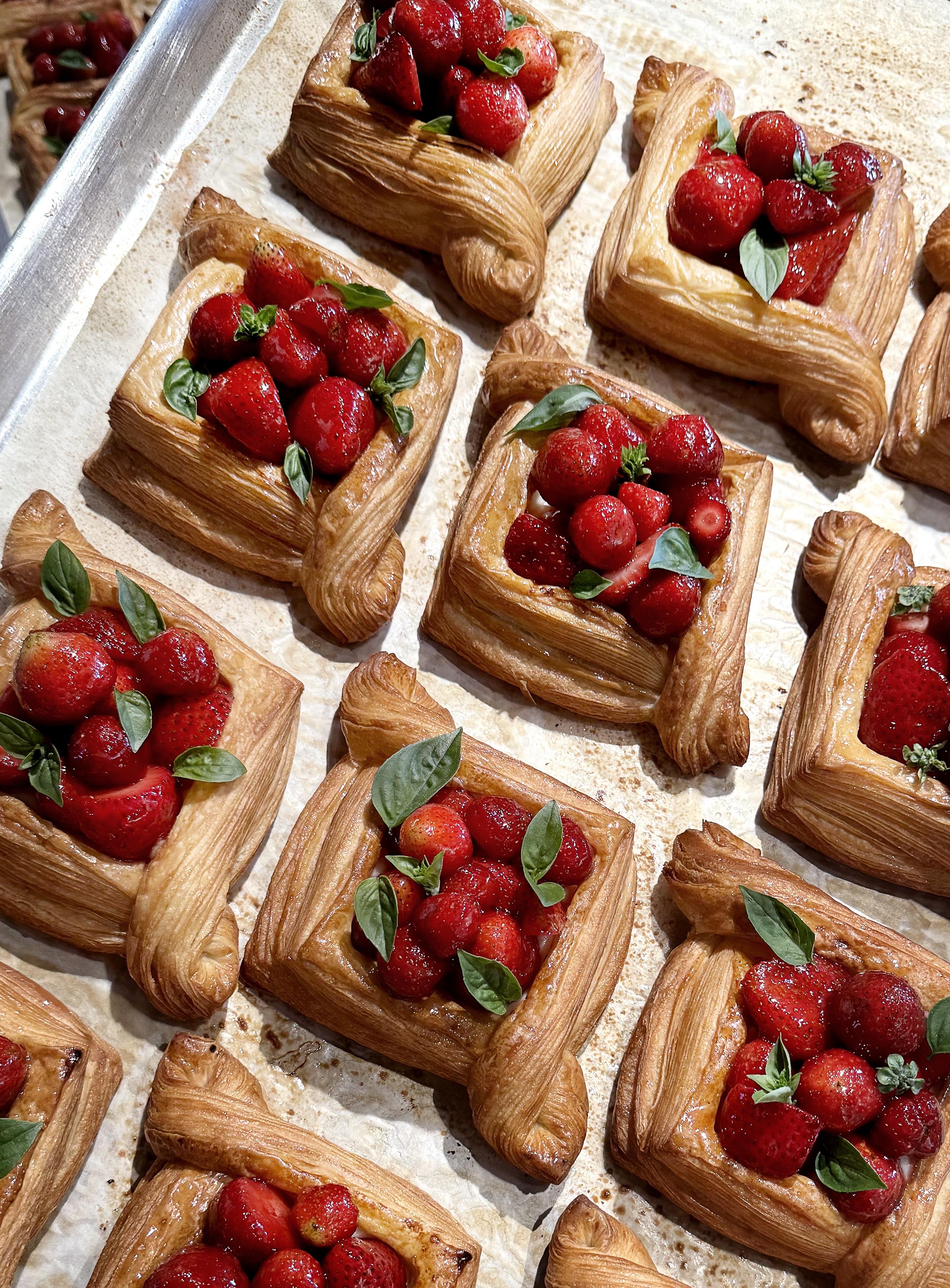 [Pro/Chef] Weekend Pastries | Scrolller