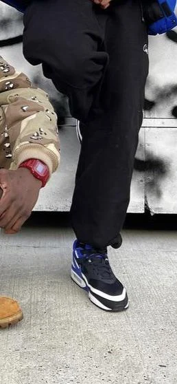 Sneaker ID? | Scrolller