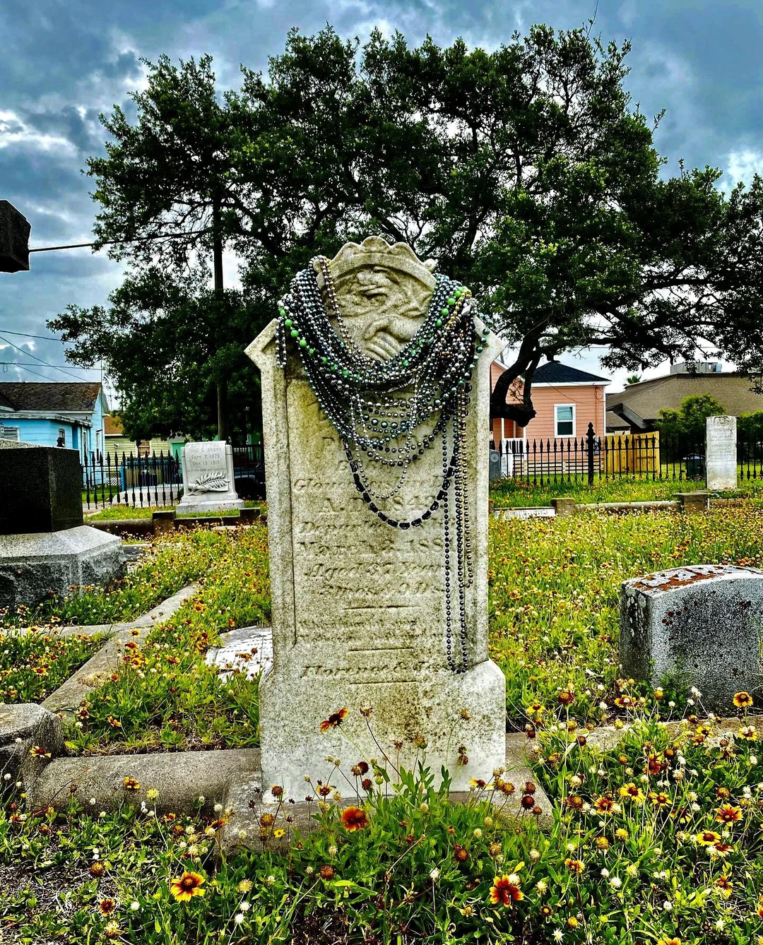 The grave of Elizabeth Percival. | Scrolller