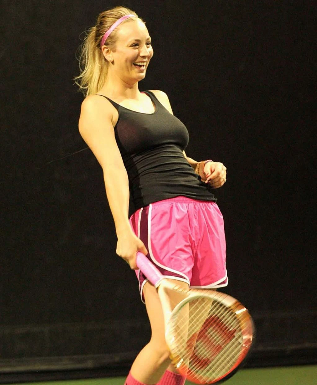 Playing tennis | Scrolller