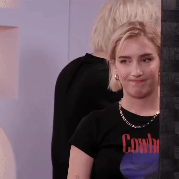 Solid Courtney Reaction | Scrolller