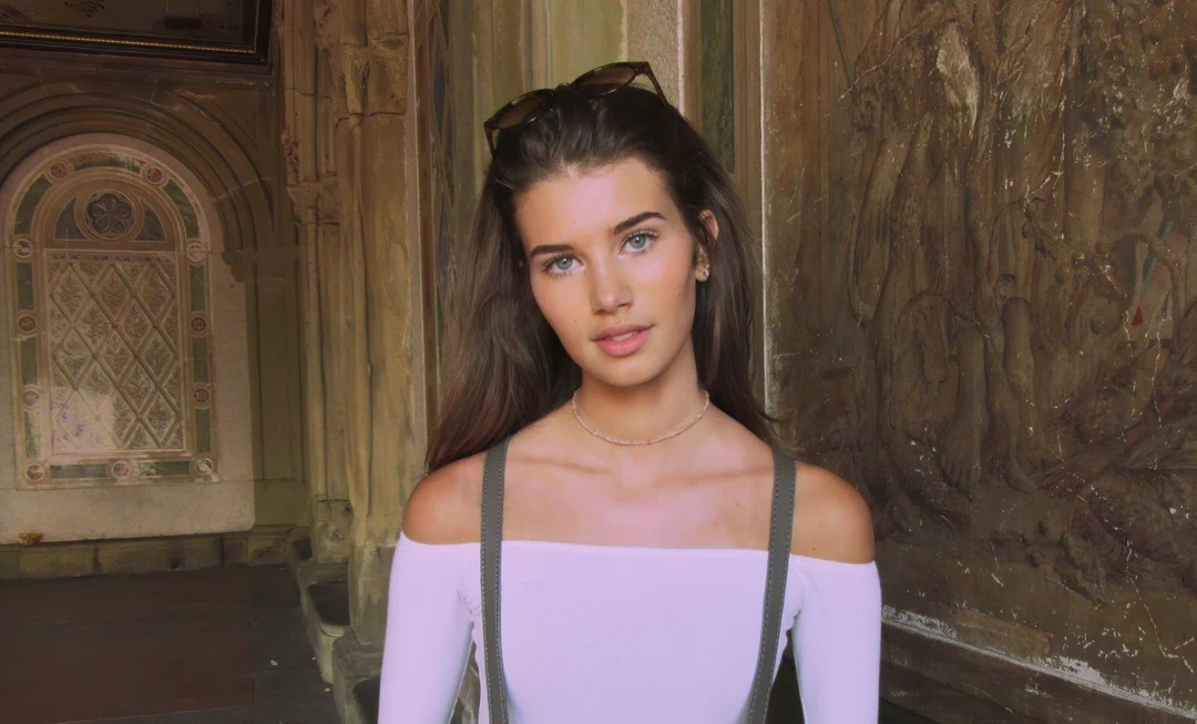 Sienna Raine Schmidt | Scrolller