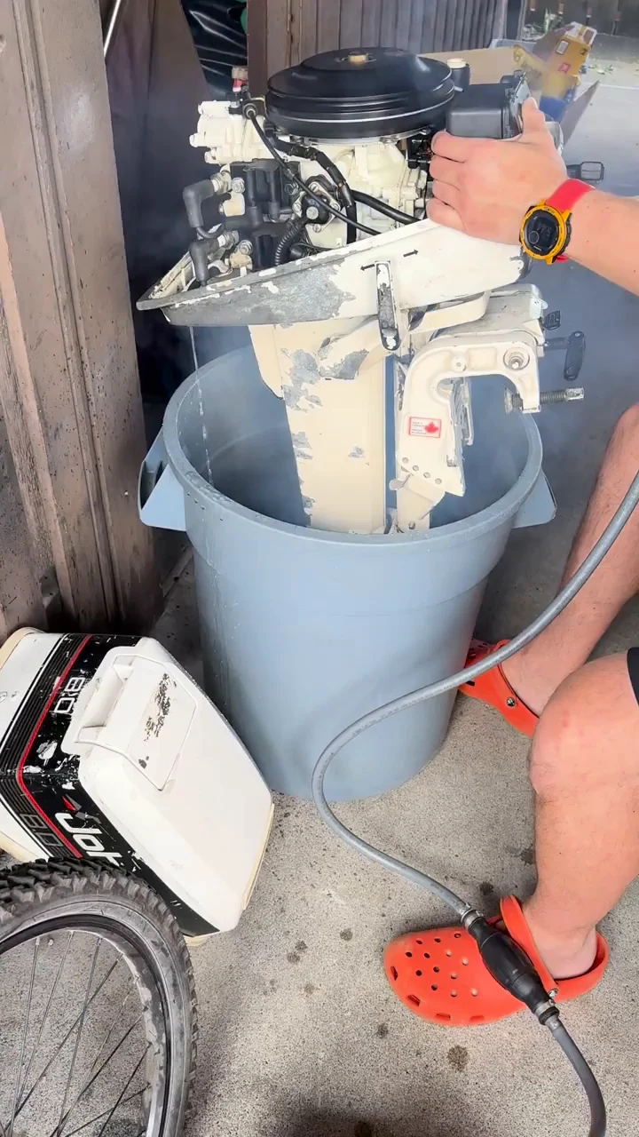 Johnson 8 hp | Scrolller