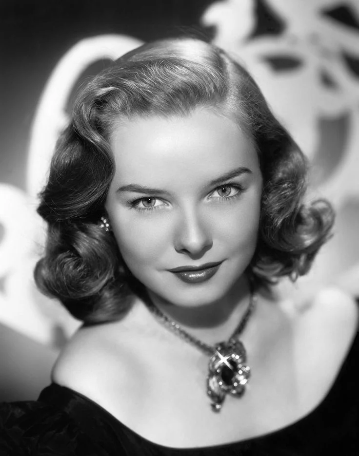 Diana Lynn 1950....Simply Gorgeous | Scrolller