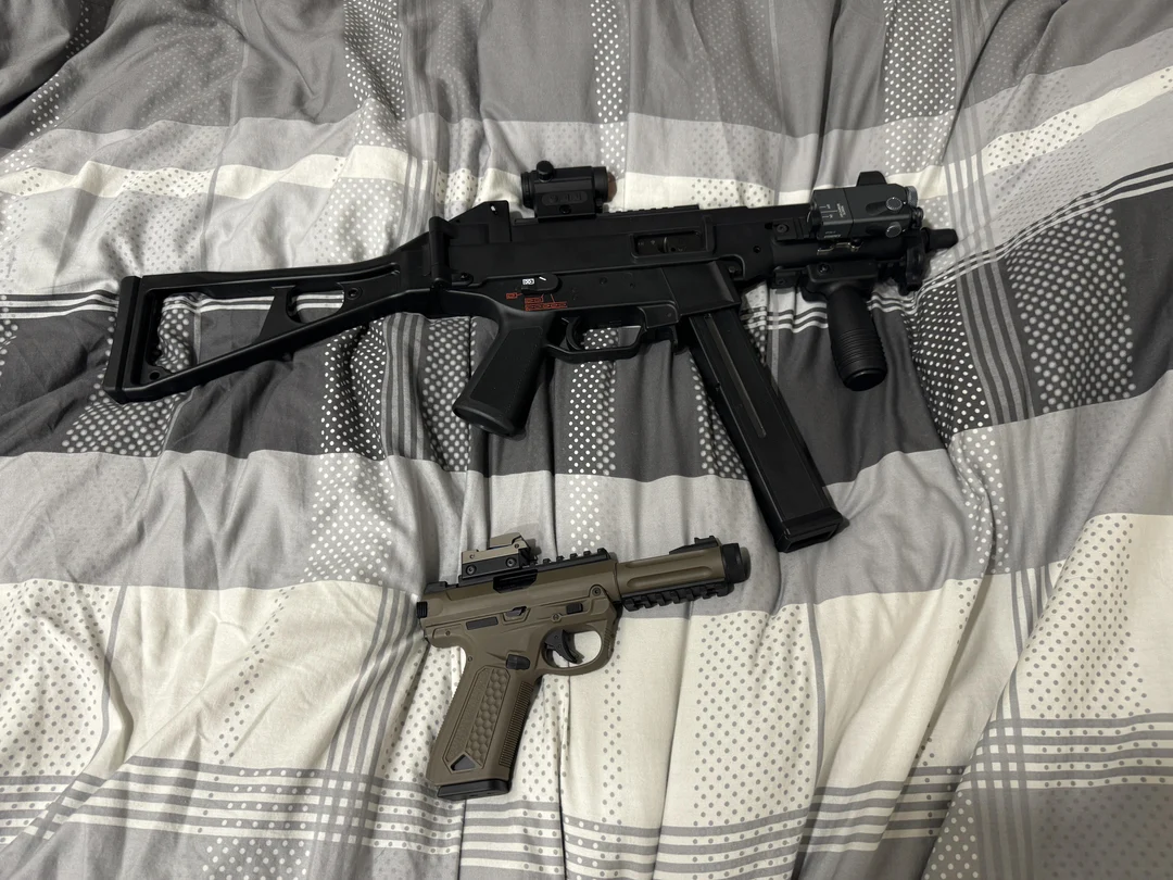 My new loadout, thoughts? | Scrolller