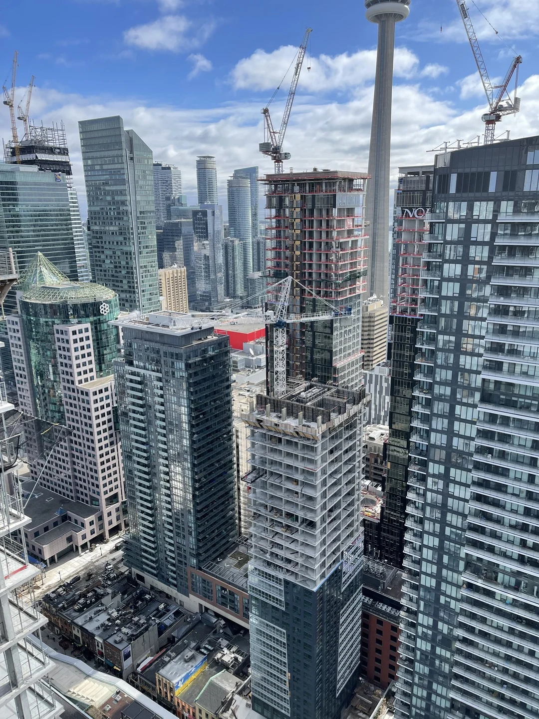 Toronto, Canada | Scrolller