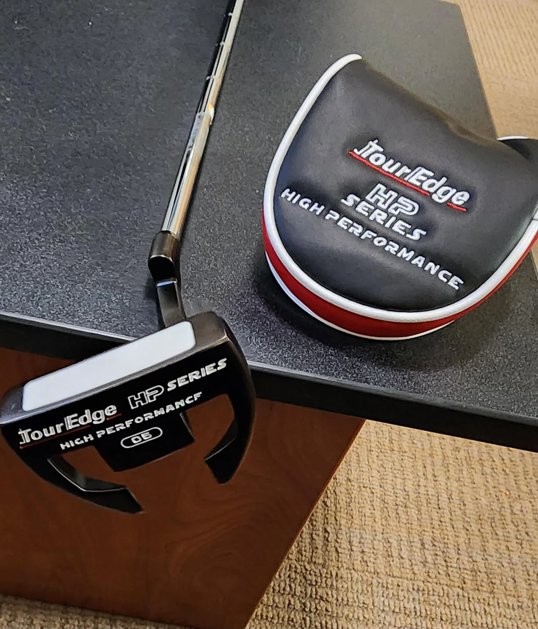 My girlfriend got approved for her first credit card today so I bought a new putter | Scrolller