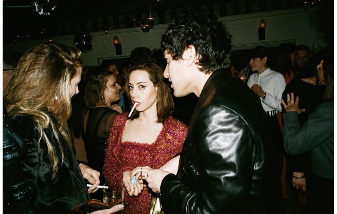 Does anyone have this photo in HD? I can't find it anywhere | Scrolller