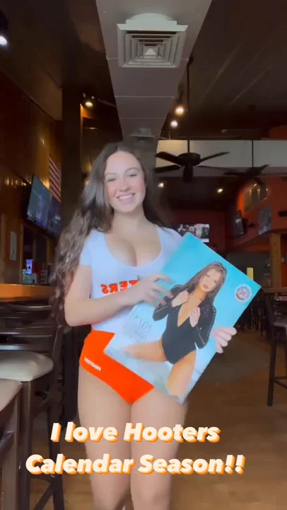 Hooters Calendar season | Scrolller
