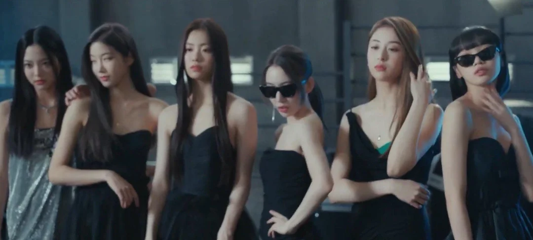 220411 LE SSERAFIM Height Comparison | Scrolller