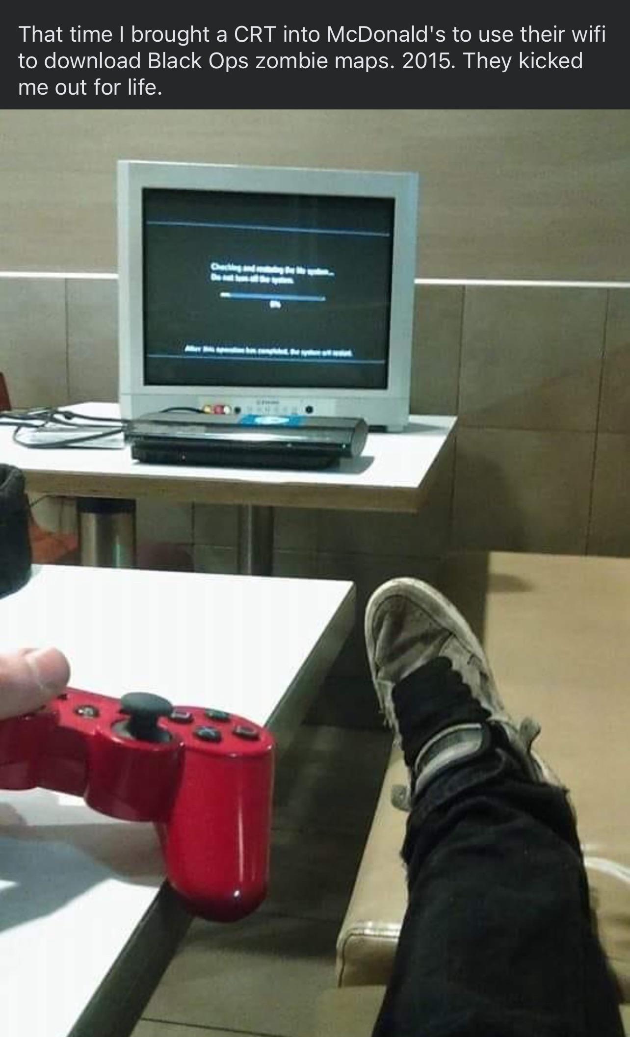 CRT in McDonald’s | Scrolller