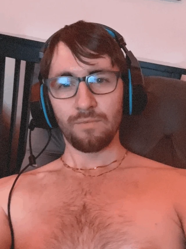 Giving headset | Scrolller