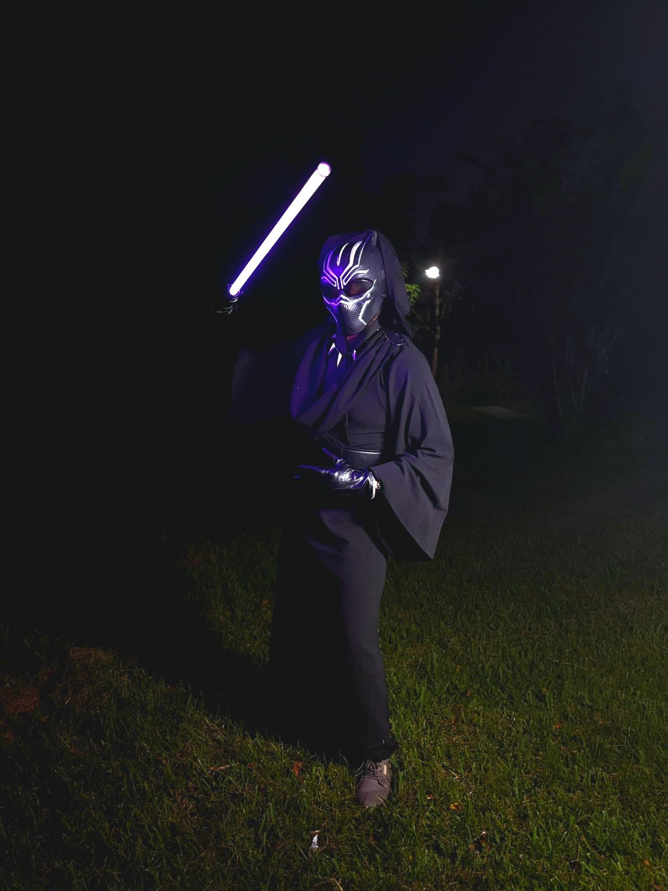 Darth Panther (first cosplay) | Scrolller
