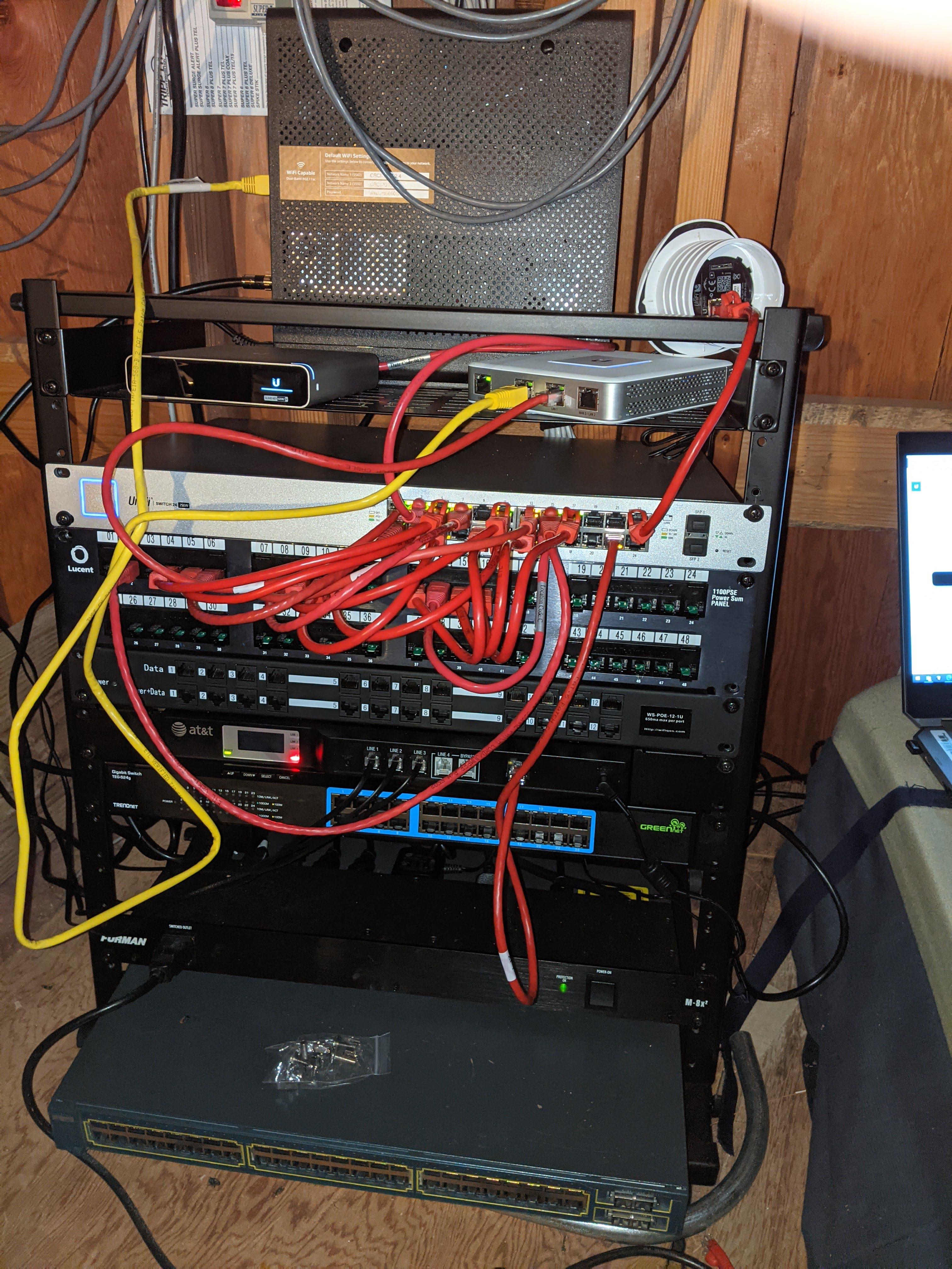 People are posting their setups? | Scrolller