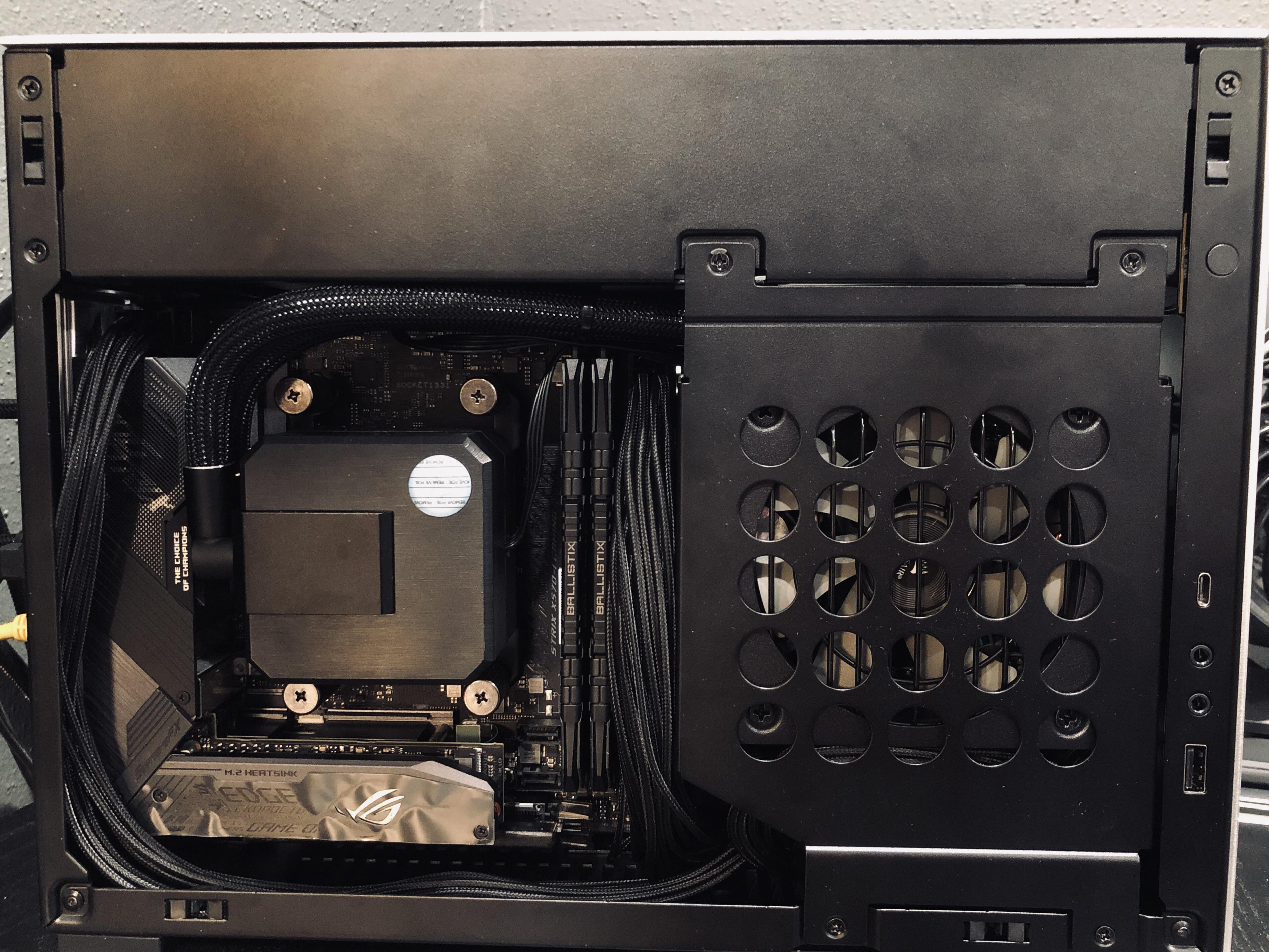 Another Dan A4 H2O build! | Scrolller