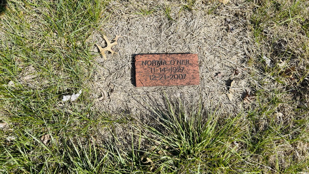 Brick Headstone: Memorial Park Cemetery, Lawrence, KS | Scrolller
