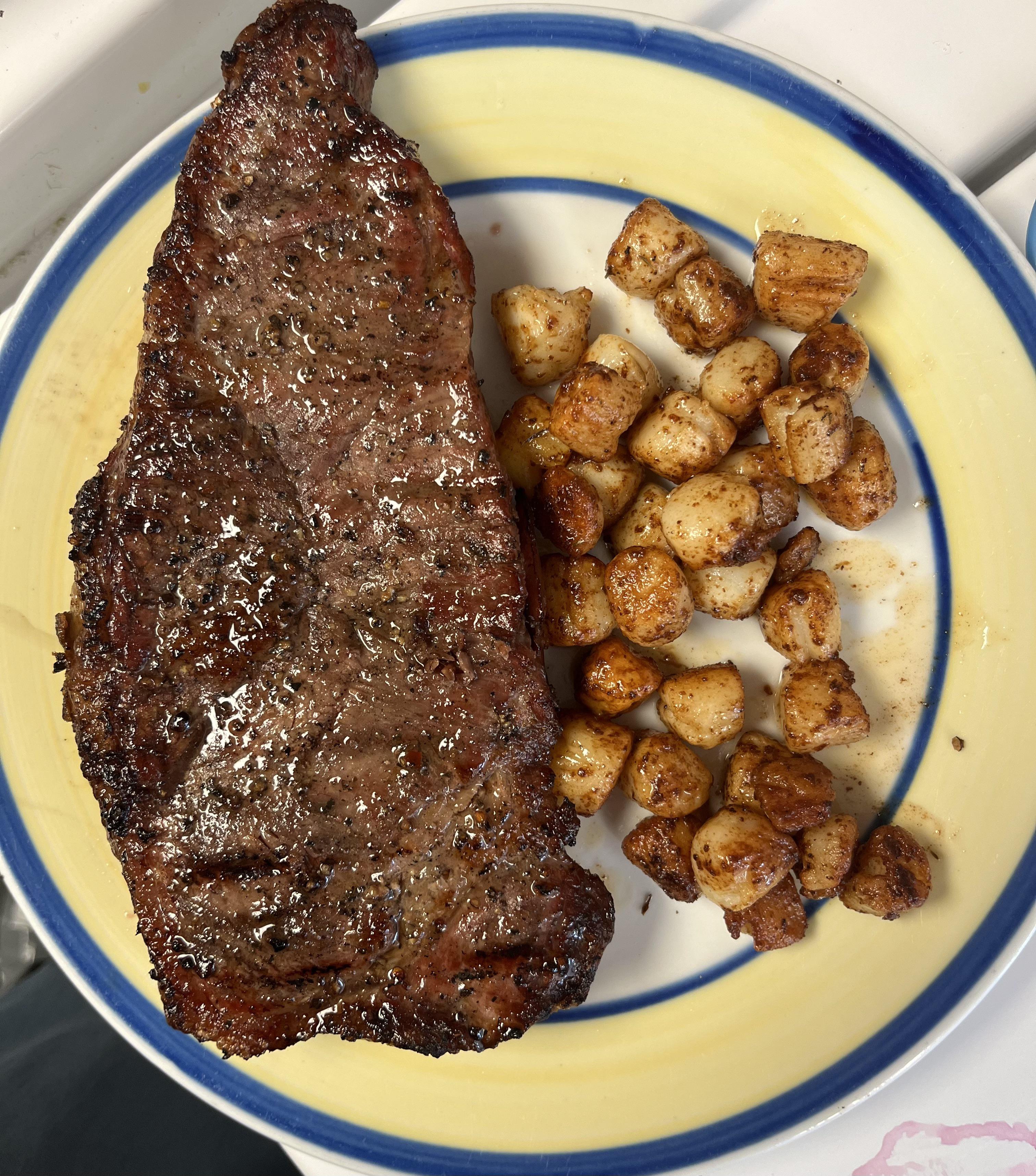 Reverse Sear on the NY Strip & Some Bay Scallops. | Scrolller