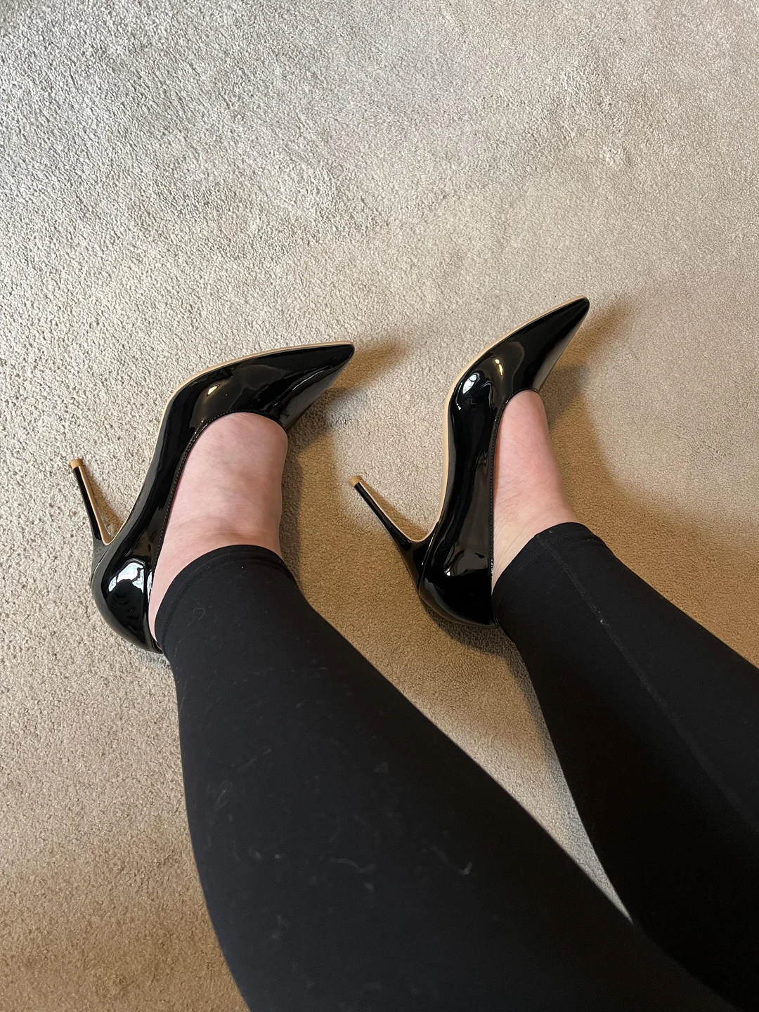 a simple black pair is so nice sometimes! | Scrolller