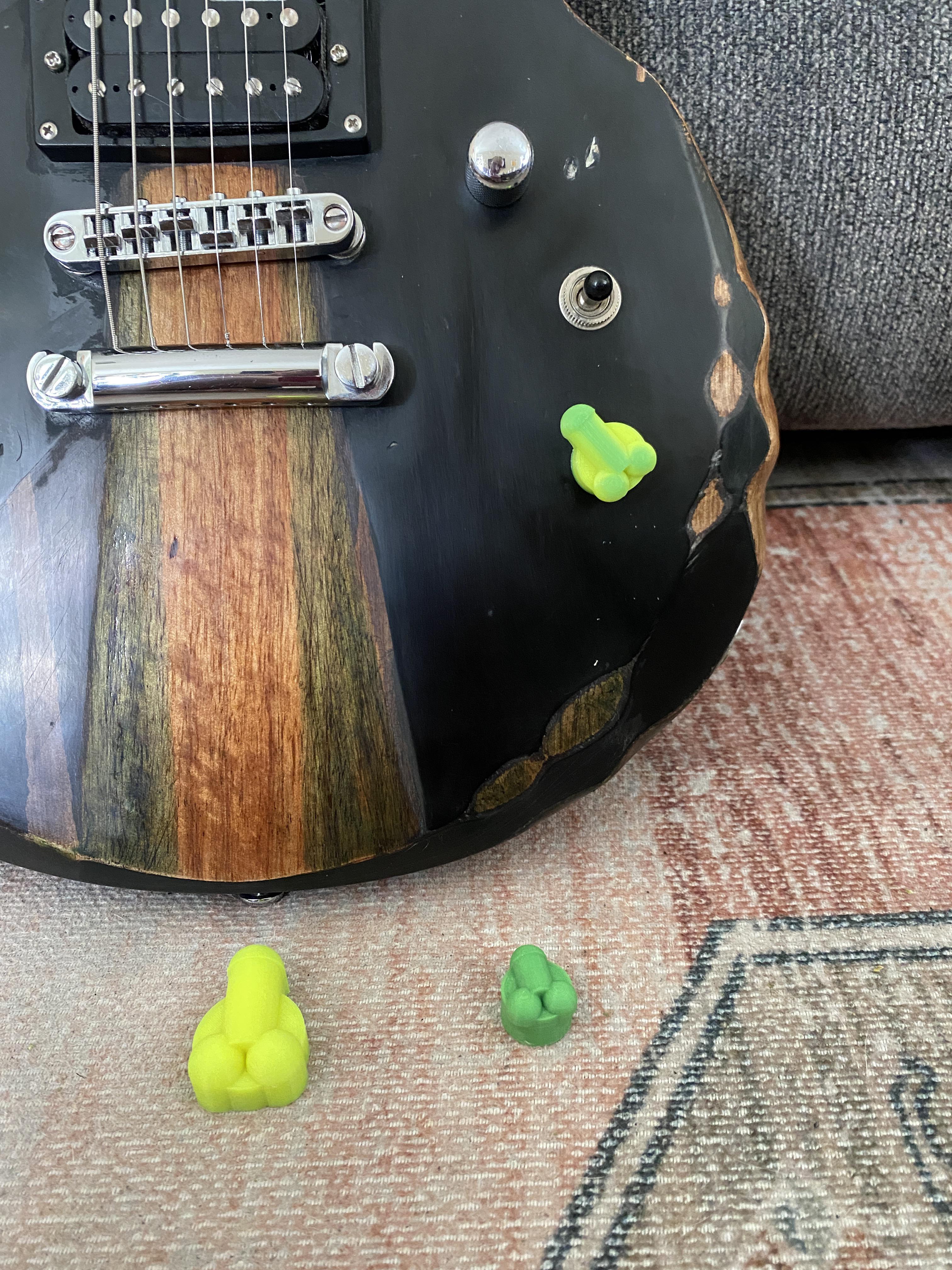 Toan nob | Scrolller