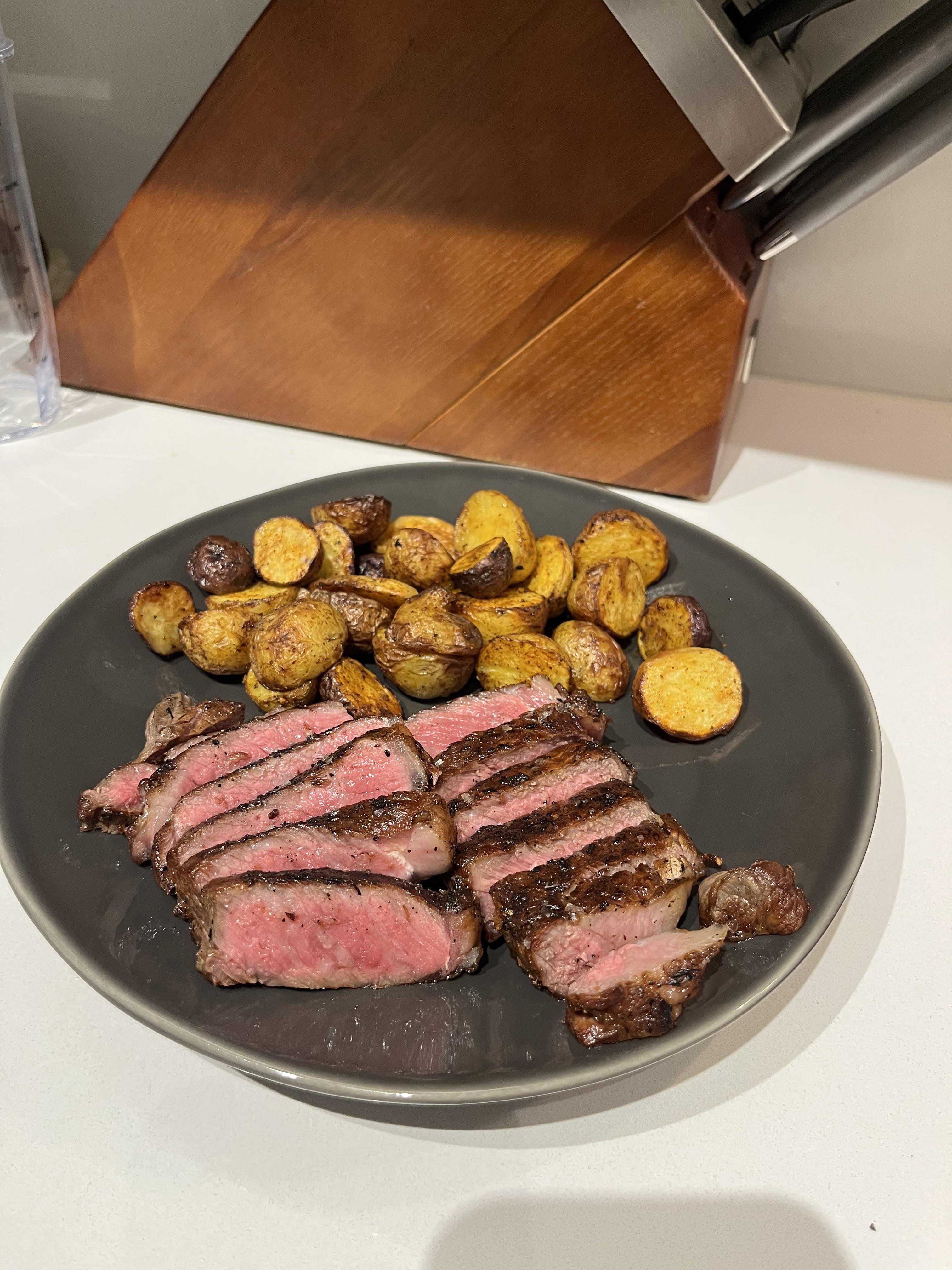 [Homemade] NY Strip seared on Cast Iron | Scrolller