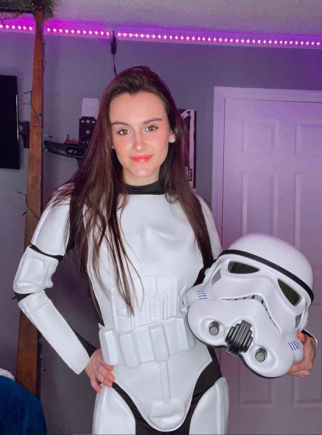 Bannable content apparently... | Scrolller