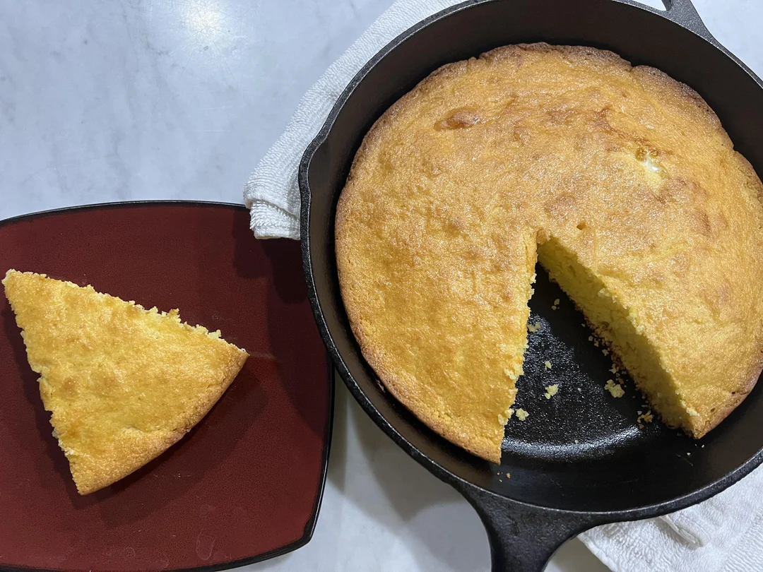 Cast iron corn bread! | Scrolller