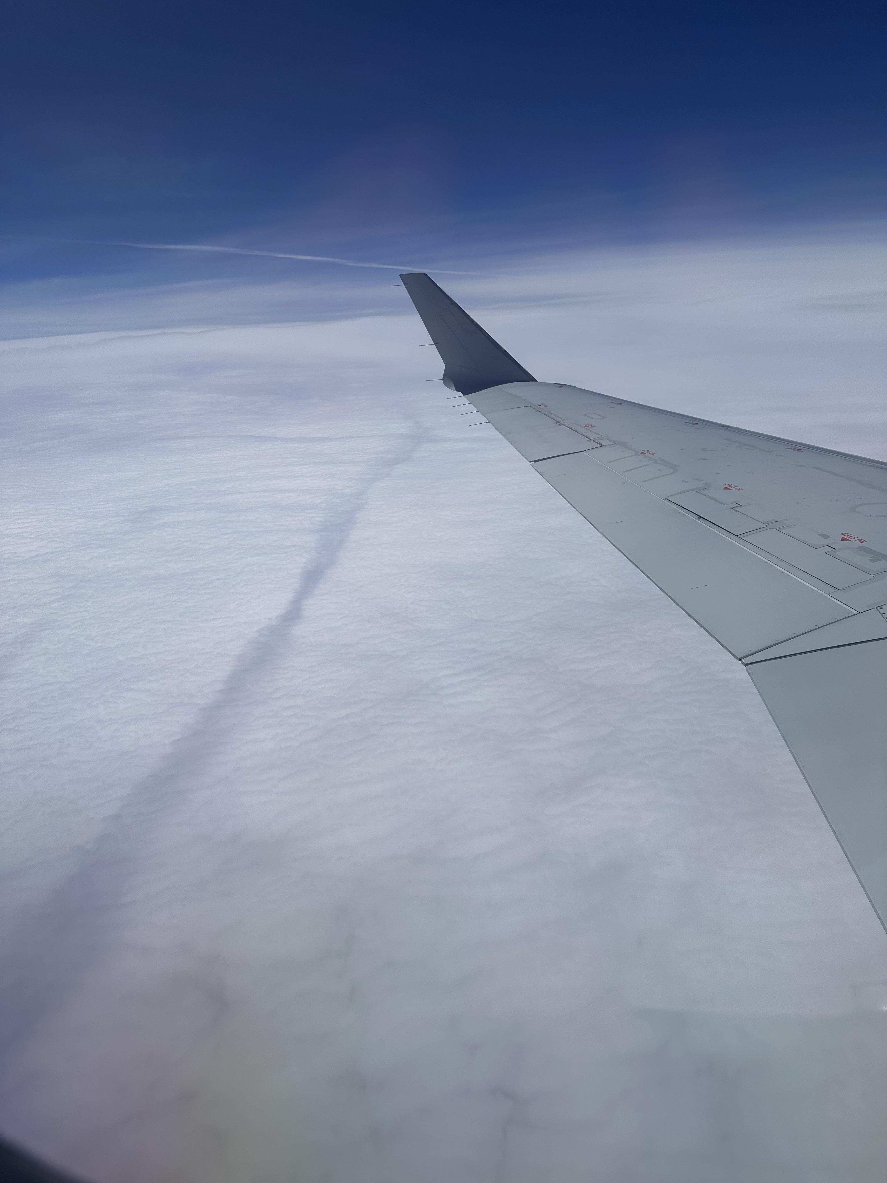 Strange clouds while flying | Scrolller