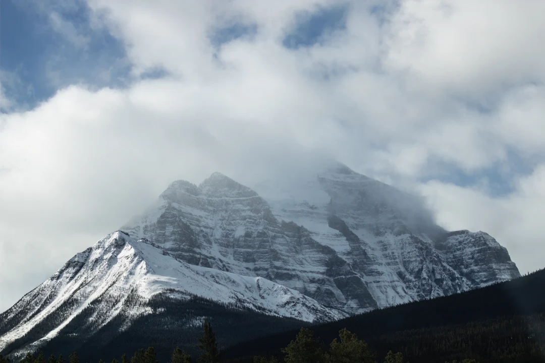 clouds passing over a mountain in the Rockies [6000 x 4000] | Scrolller