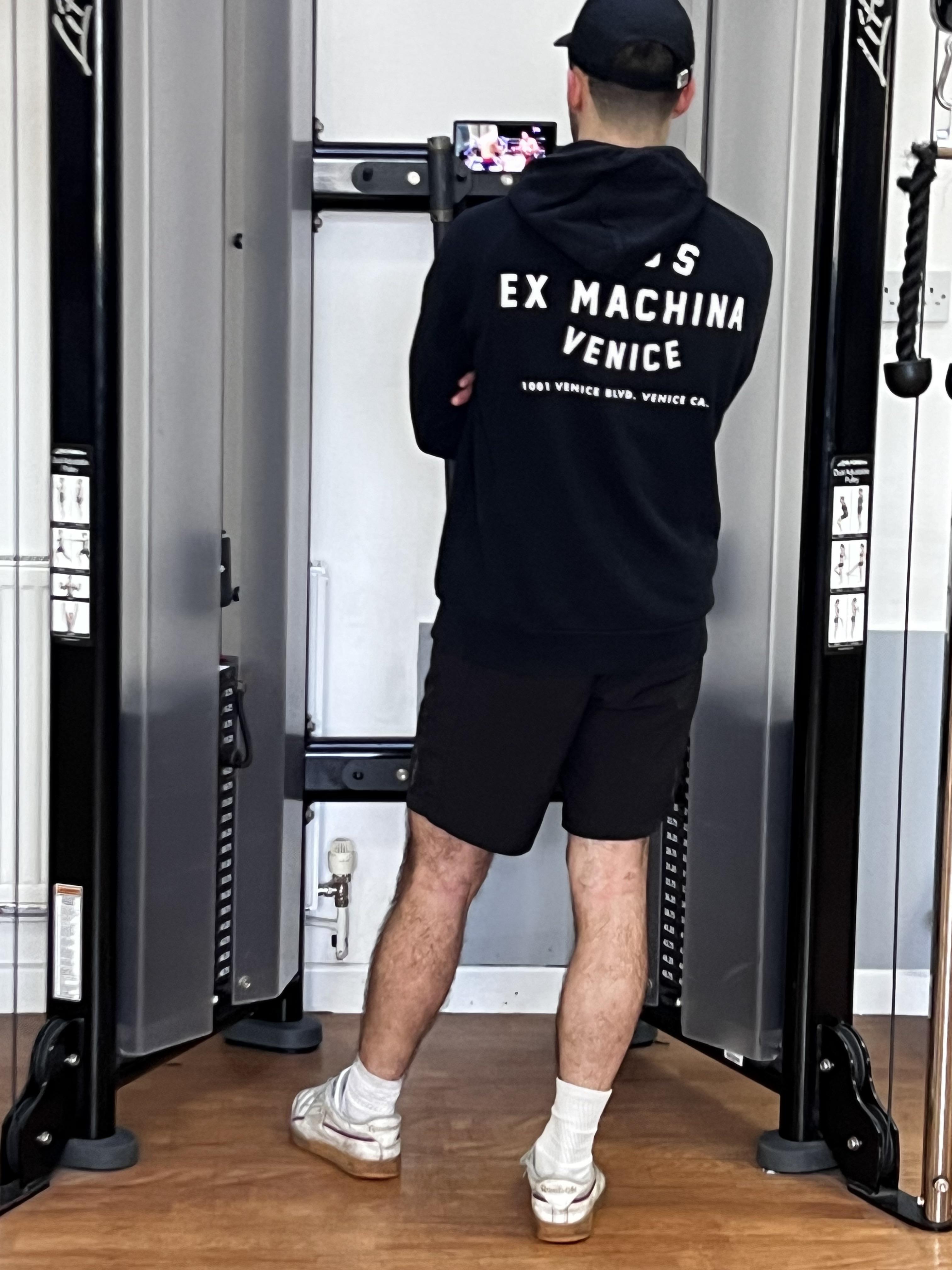 Bad etiquette season begins.. | Scrolller