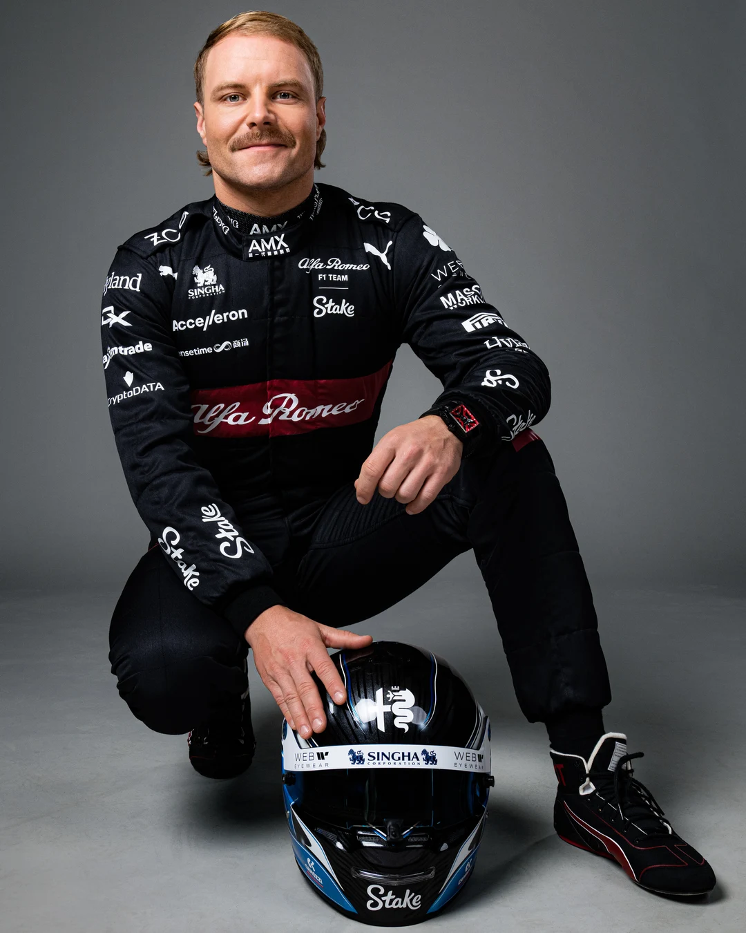 Valtteri Bottas | Alfa Romeo | 2023 helmet design [ 2362 x 2953 ] | Scrolller