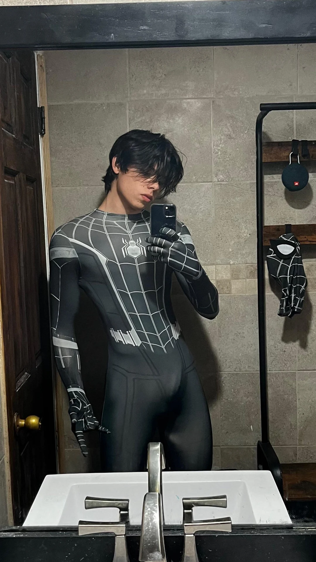 Venom 🕸️ | Scrolller