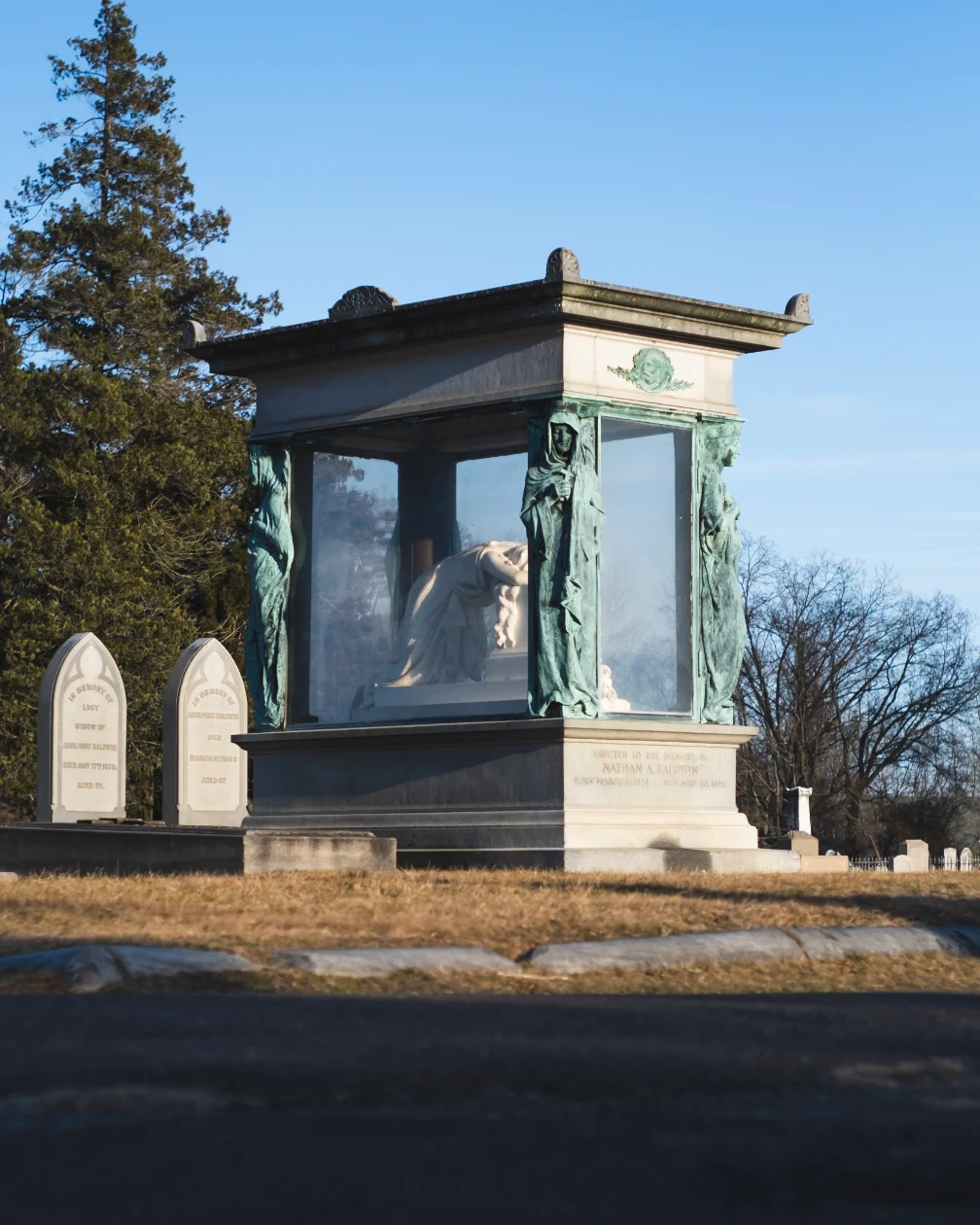 [OC] The Weeping Lady; Grave of Nathan Baldwin in Milford, CT | Scrolller