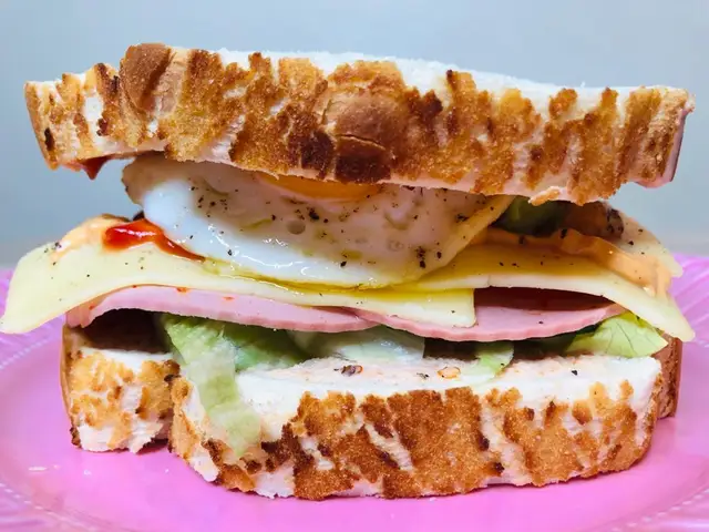 Salami Sandwich | Scrolller