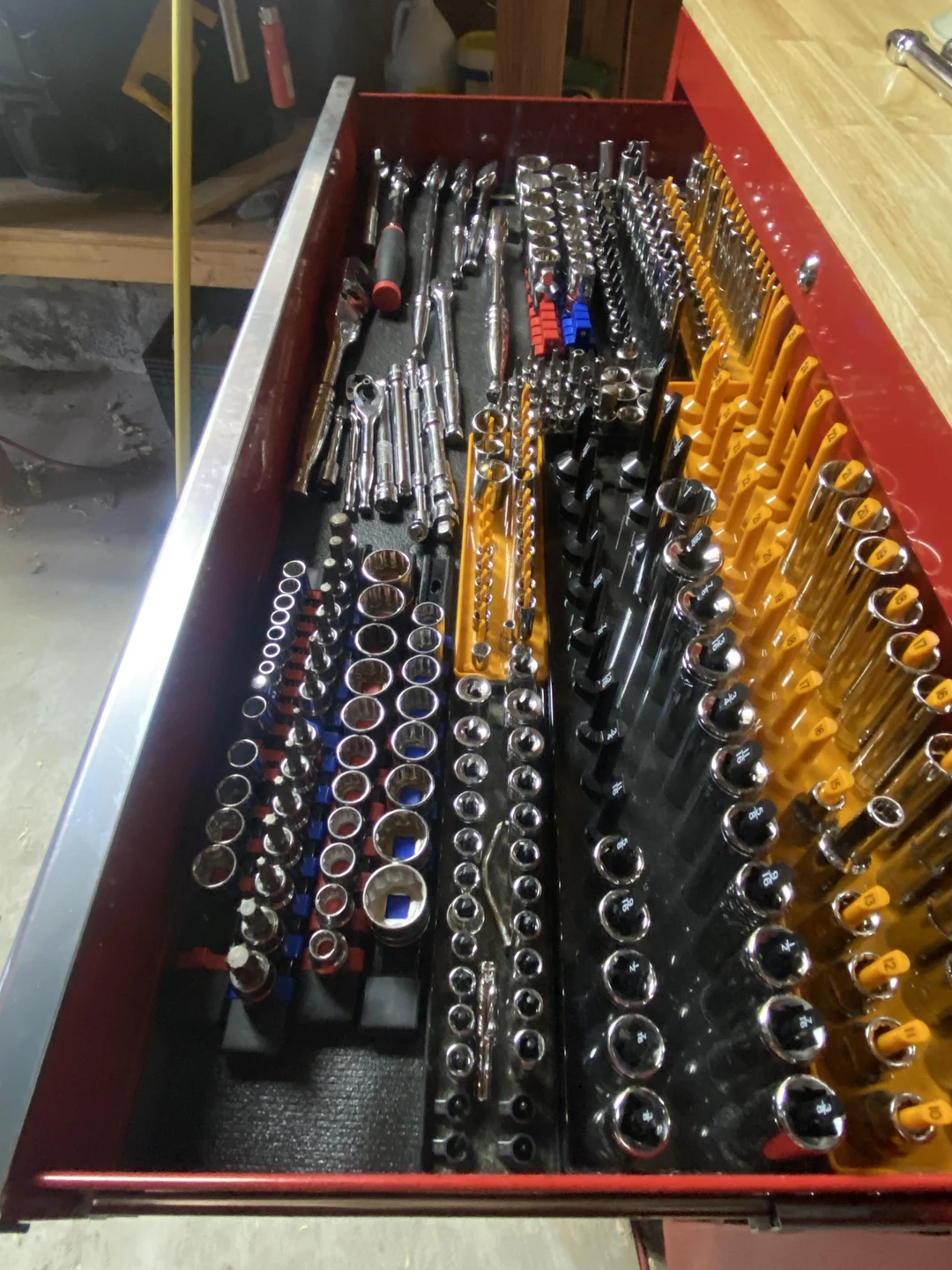 Top drawer for the garage | Scrolller