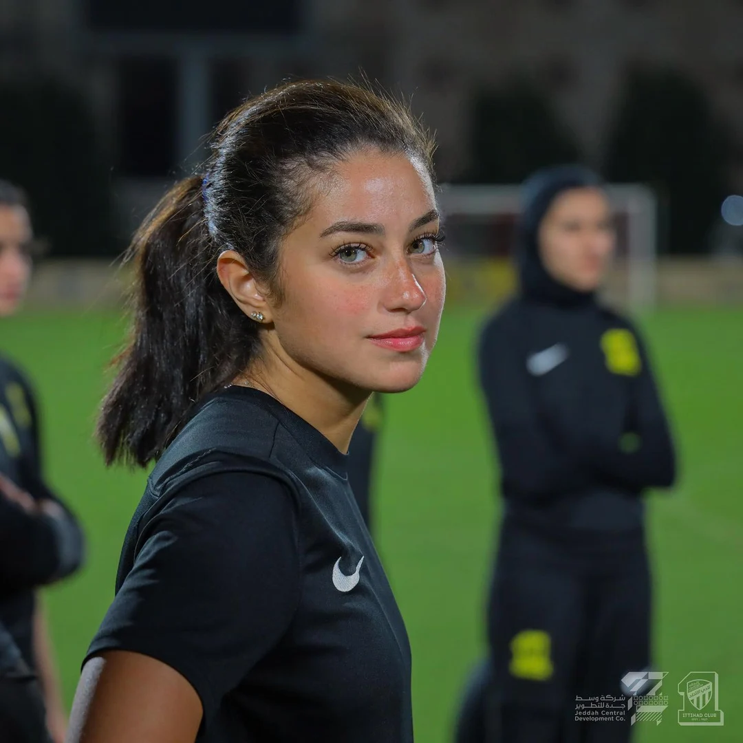 Football player | Scrolller