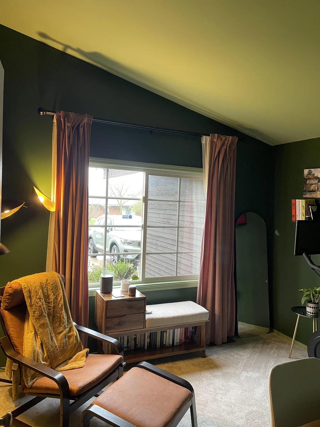 Our daytime contemplation spot | Scrolller