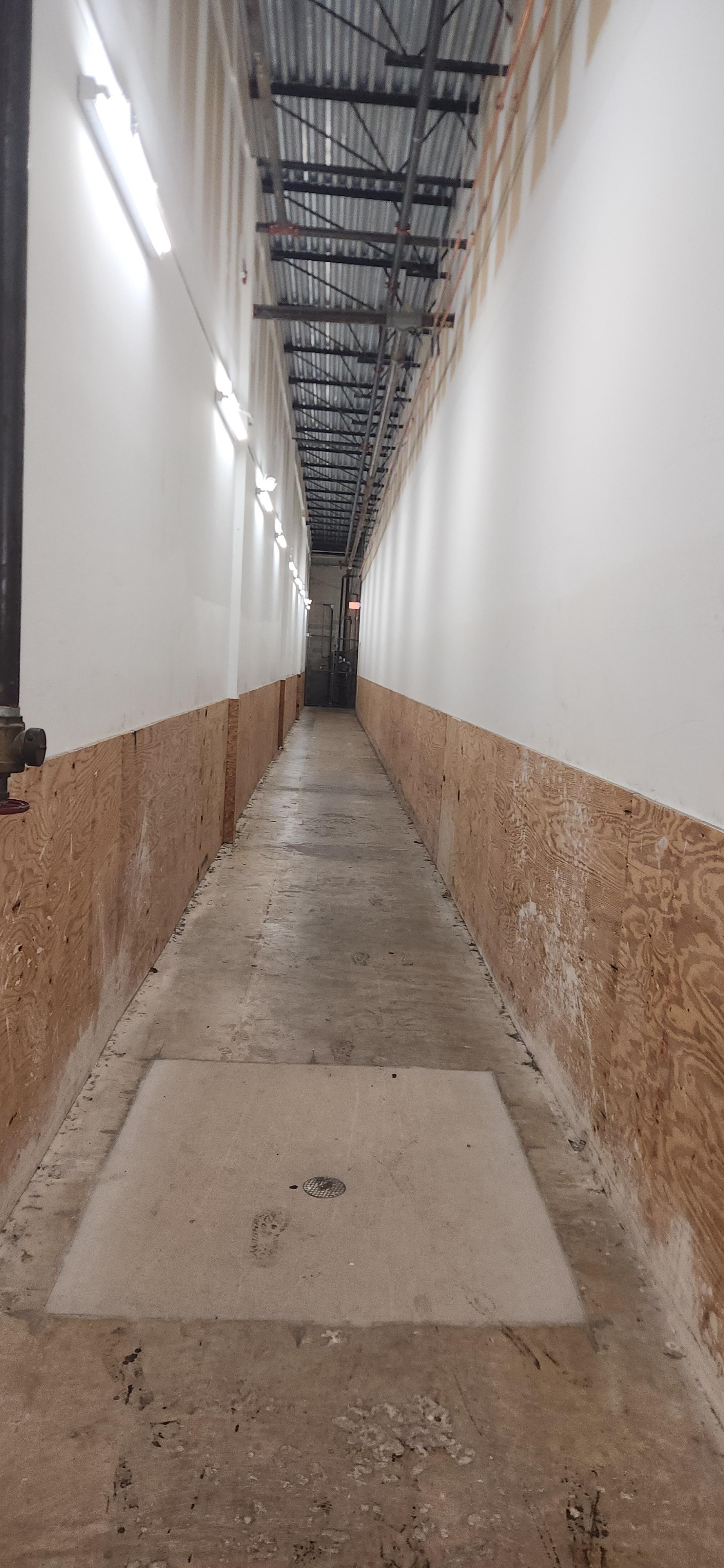 The hall.. | Scrolller