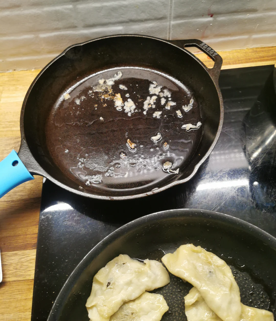 Slidey egg? Slidey pierogi is the real challenge | Scrolller