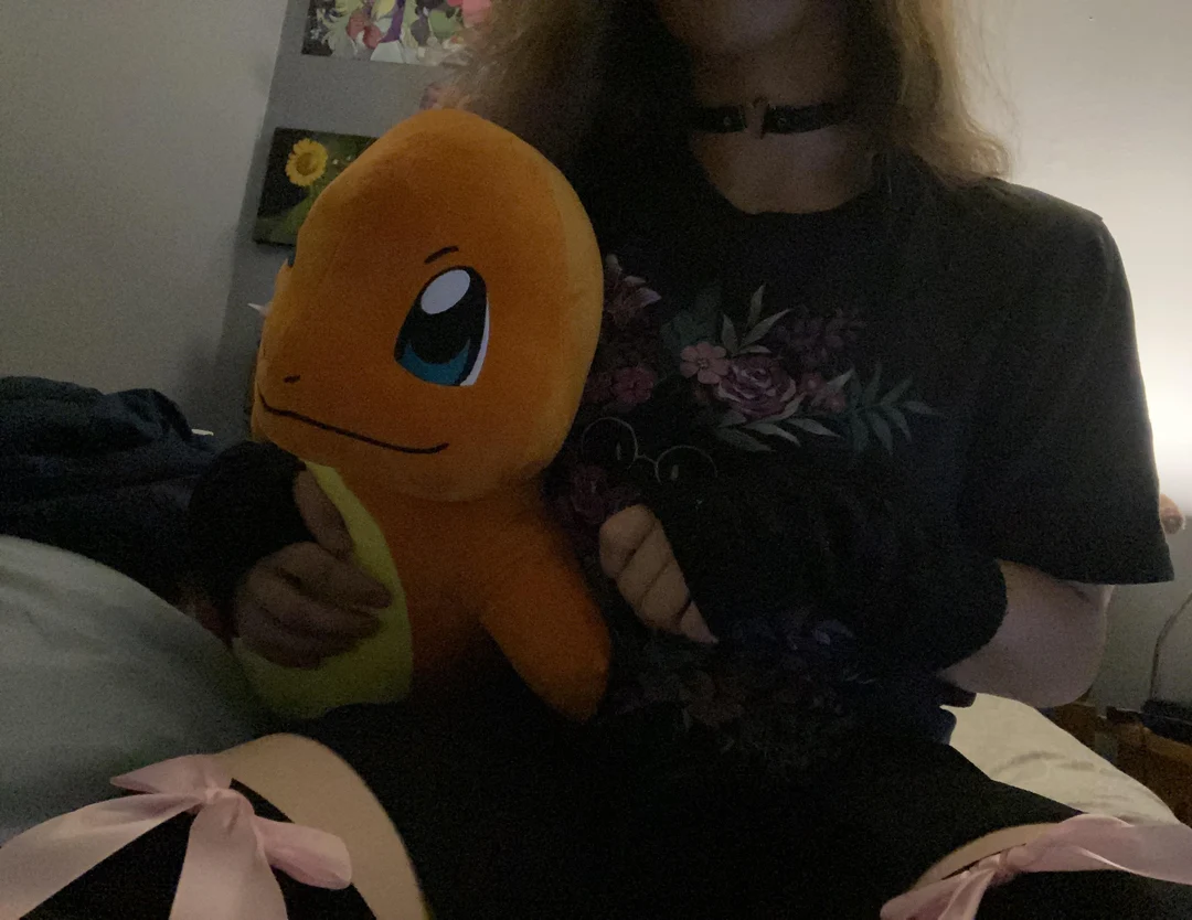 charmander and i >w