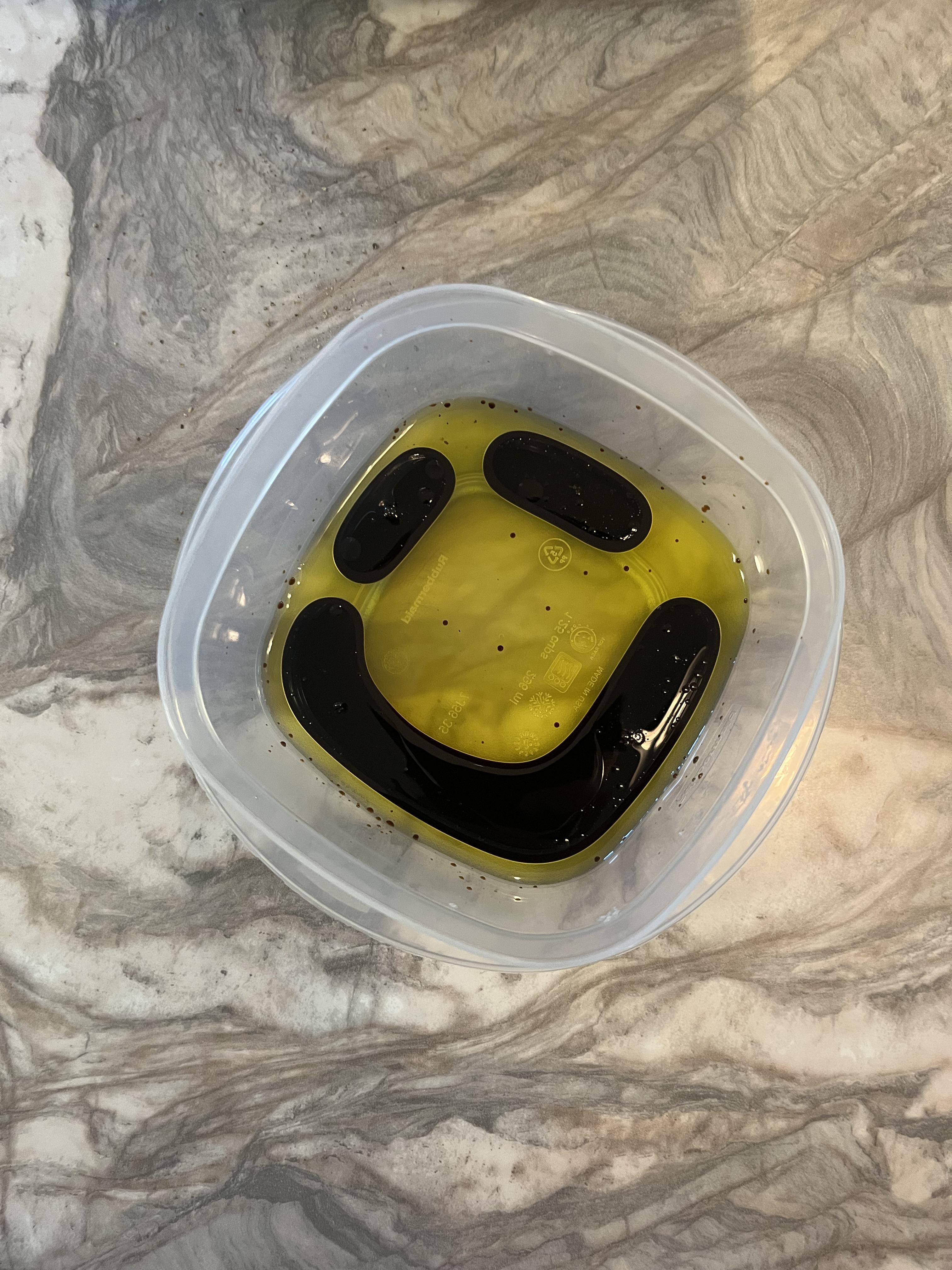 Was making some salad dressing and accidentally made a smiley face. | Scrolller