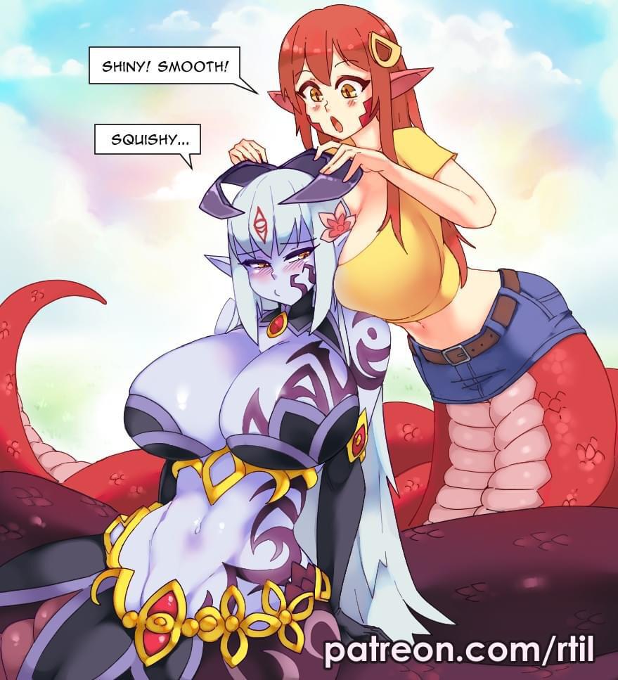 Sexy snakes | Scrolller