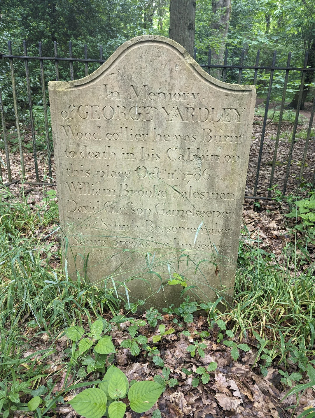 A gravestone from 1786 | Scrolller