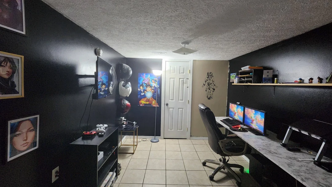 My office in our basement :-) | Scrolller