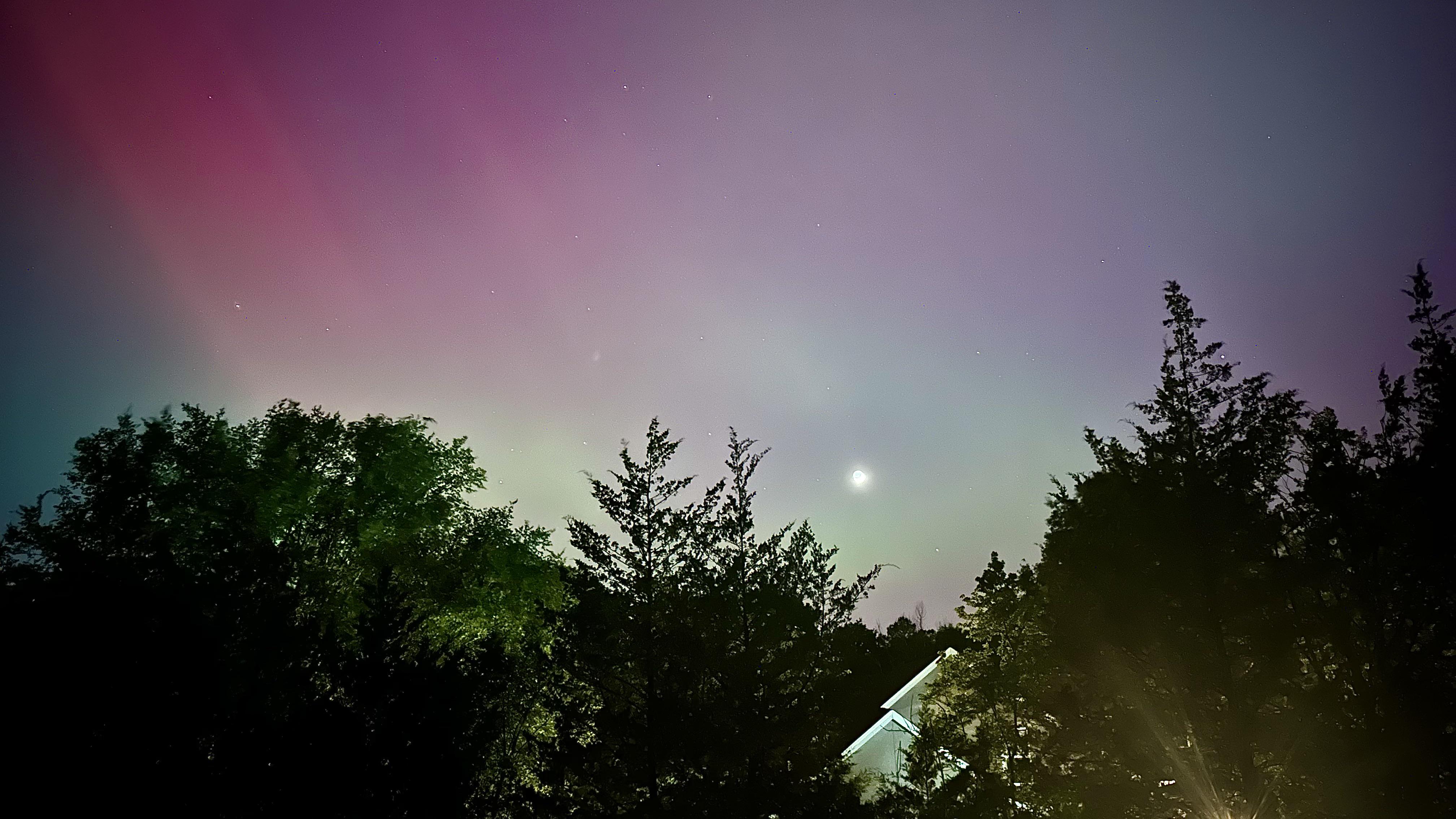 You can see the Aurora Borealis from Charlotte, NC (colors boosted a bit) | Scrolller