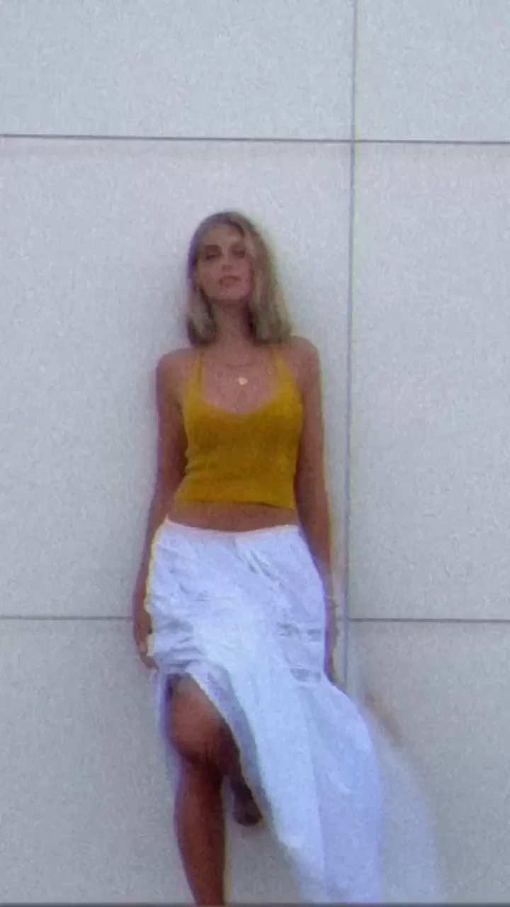 "Romanticising the basics" | Scrolller